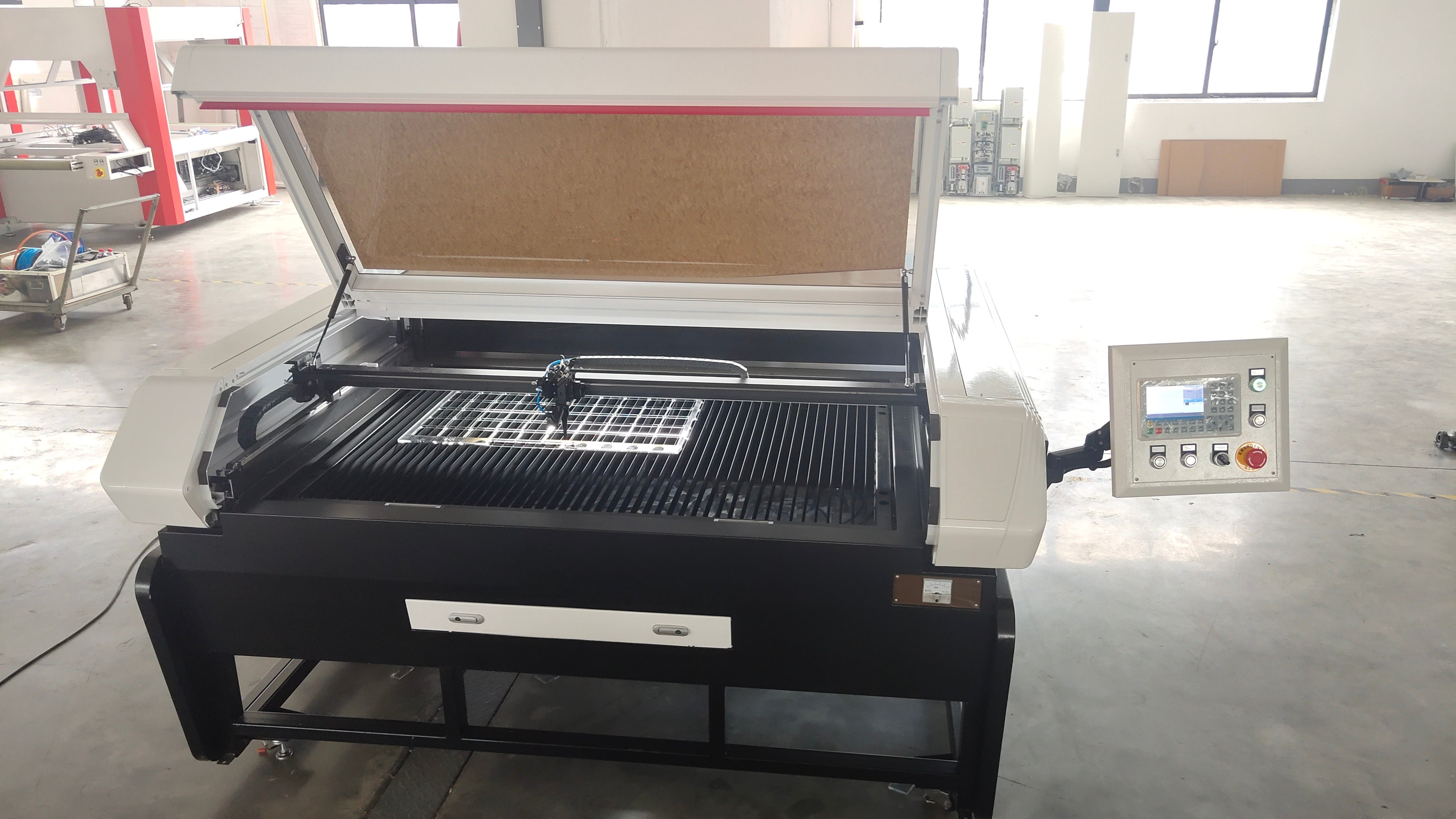 Laser Cutting Engraving Machine with Electric Lift Table – Plasquip